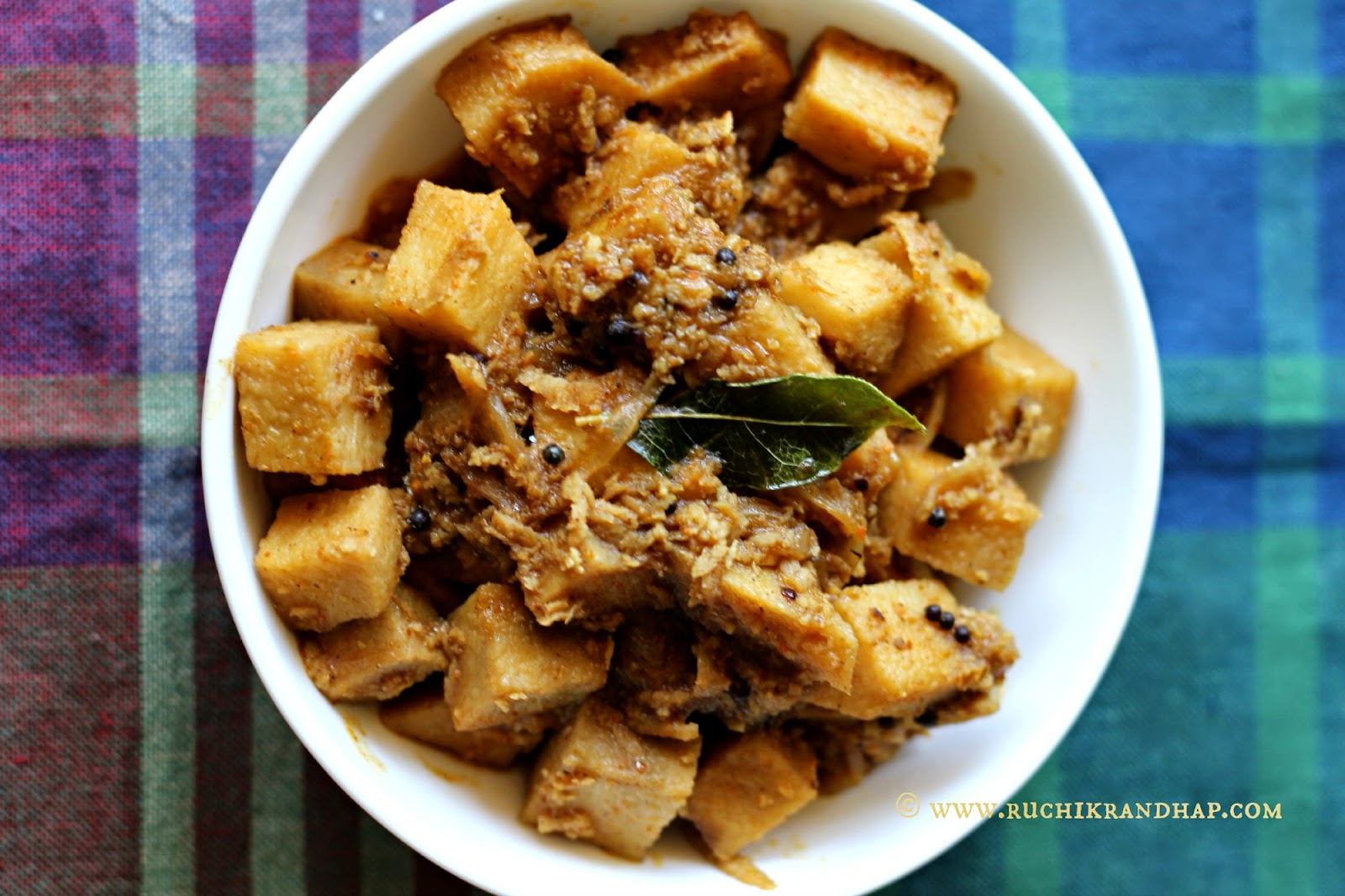 Soorn Sukhe - Yam Sukka Using Mangalorean Vegetable Powder - Ruchik Randhap