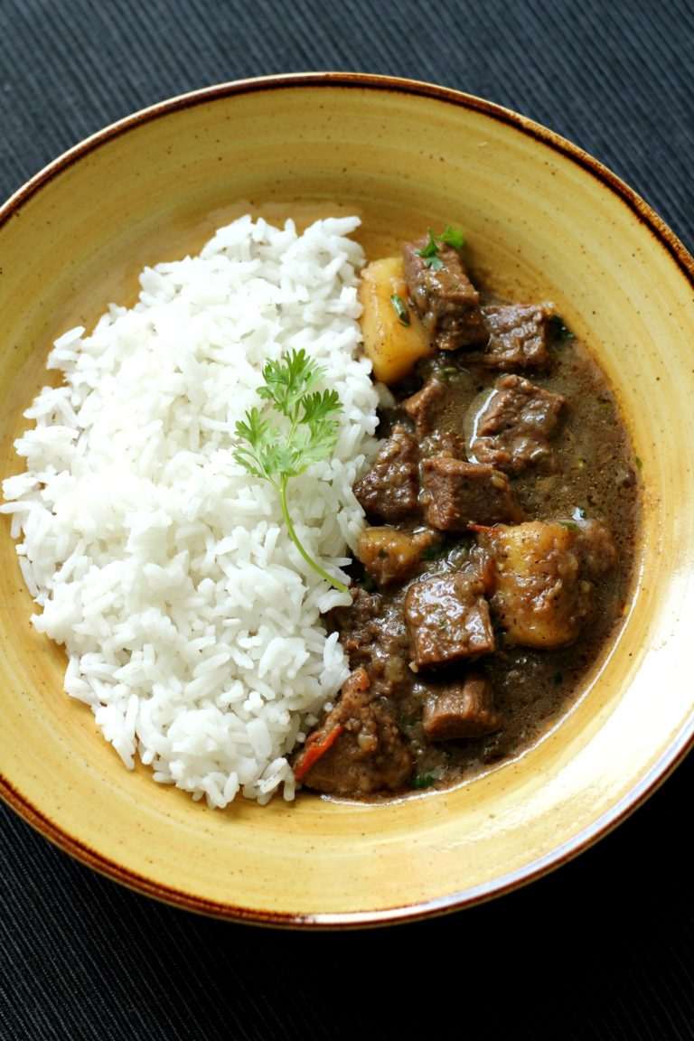 Beef Black Pepper Curry + Video! - Ruchik Randhap