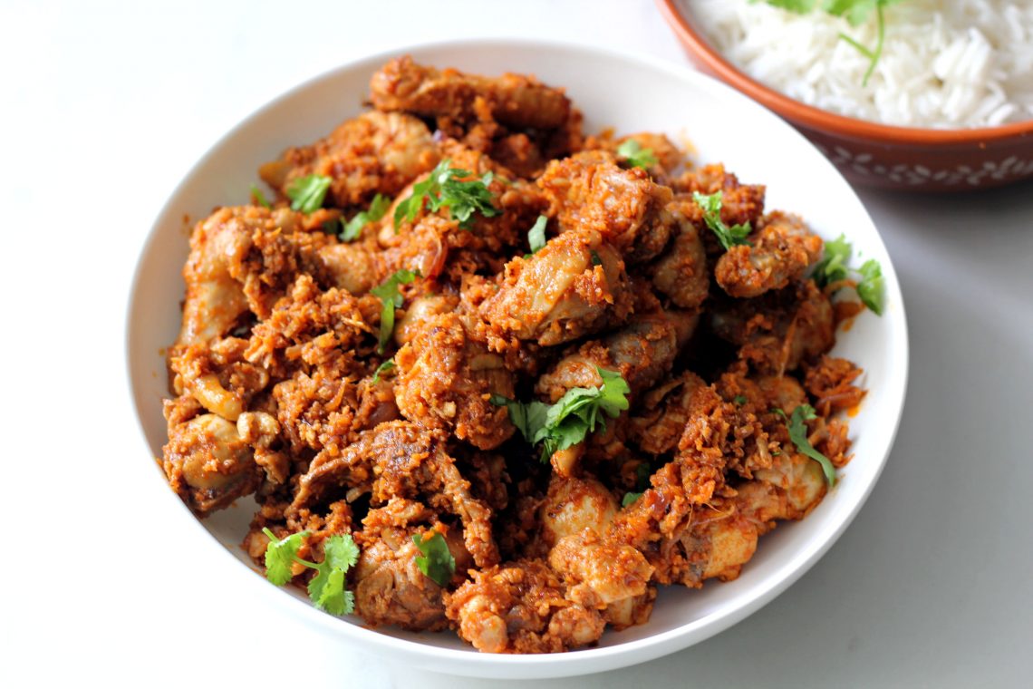 Chicken Sukka | Using Bafat Powder + Video! - Ruchik Randhap