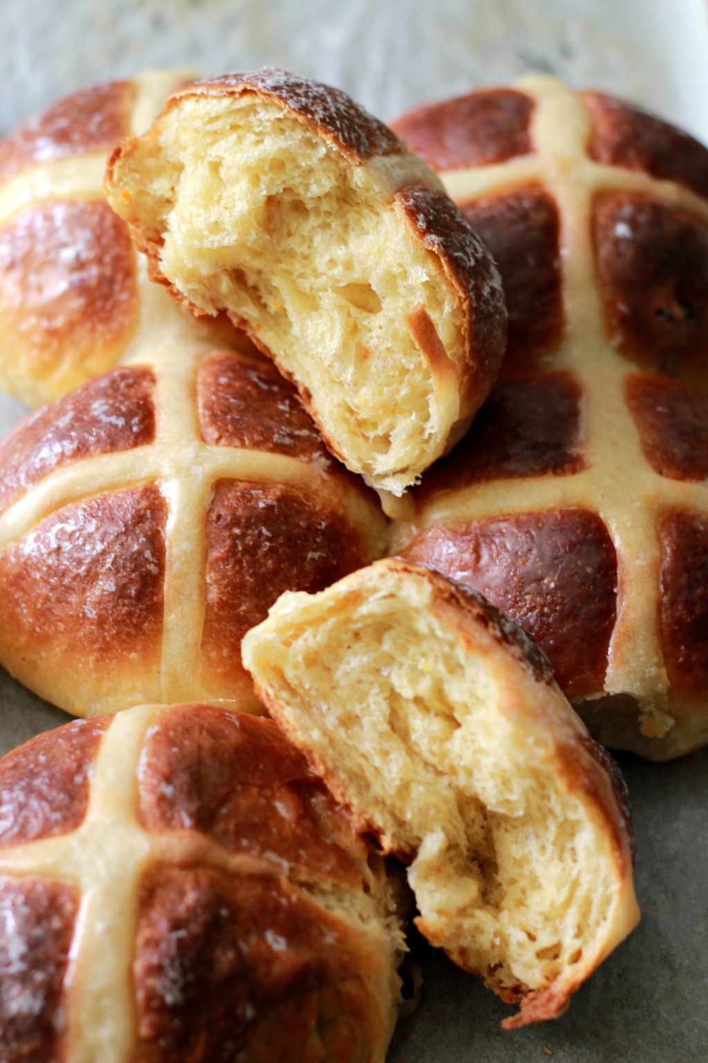 Hot Cross Buns + Video! - Ruchik Randhap